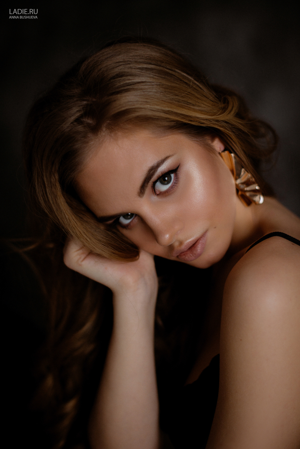 Anna Bushueva's Instagram, Twitter & Facebook on IDCrawl