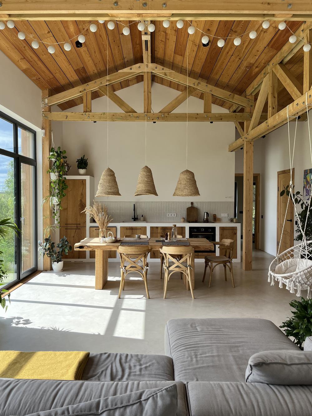 Lipa House: стильный дом с живописным видом для отдыха в 120 км от Москвы