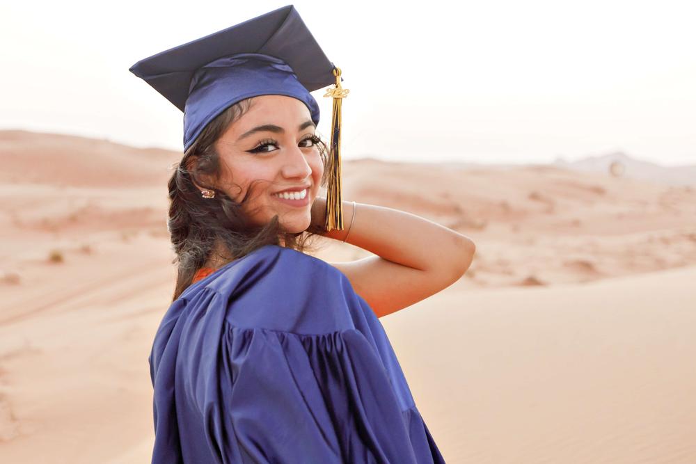 Graduation portraits in Dubai or Abu Dhabi with the best photographers ...