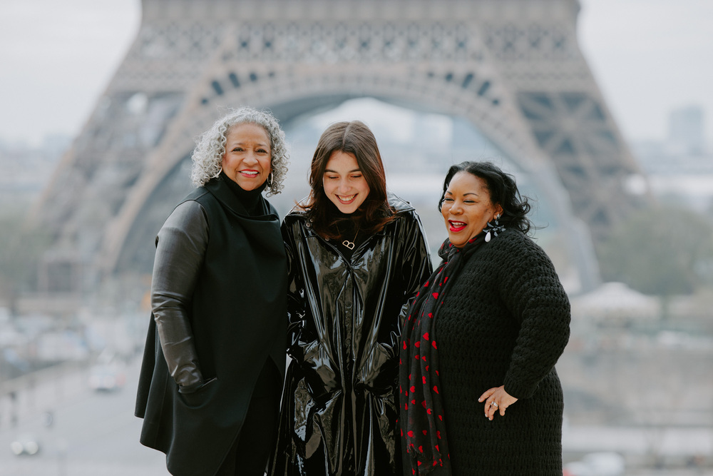 Tiffany & family - photo session in Paris - Sneak Peek